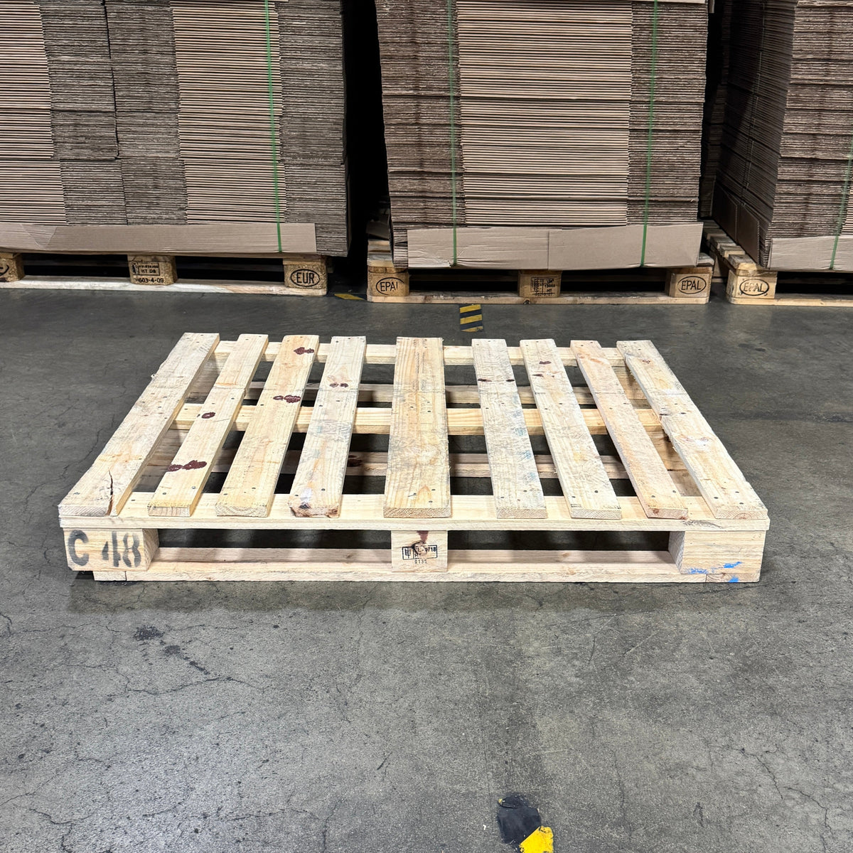 Block Pallet (40 x 48") – Advantage Box Company Limited